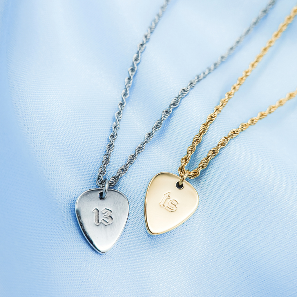 13 + TS Double-Sided Guitar Pick Necklace – Resin Rina 13 + TS Double-Sided Guitar Pick Necklace – Resin Rina